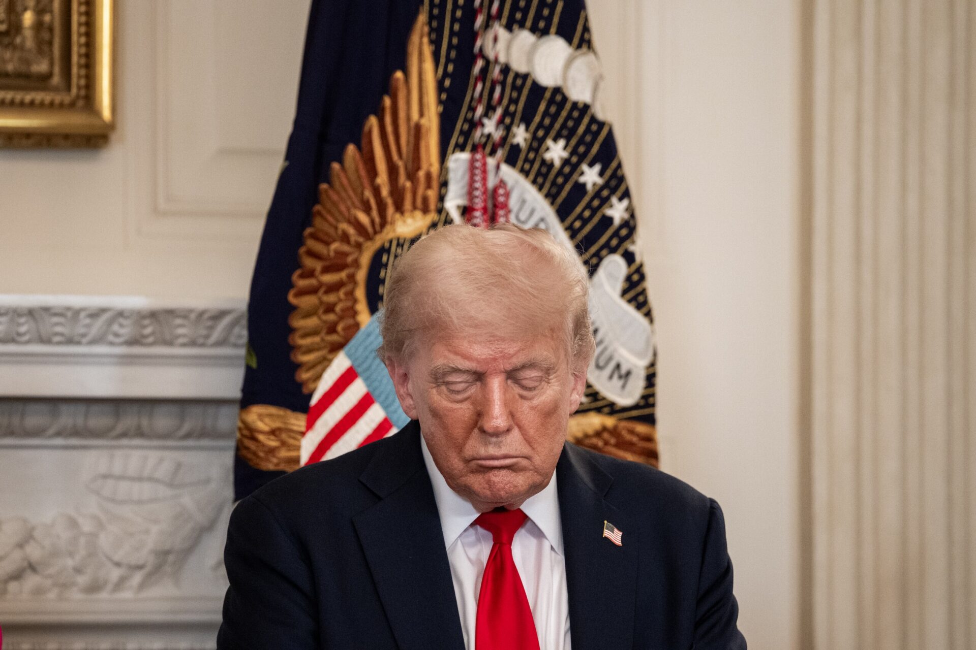 Trump, 79, Can't Remember the Word 'Alzheimer's' While Discussing Brain ...